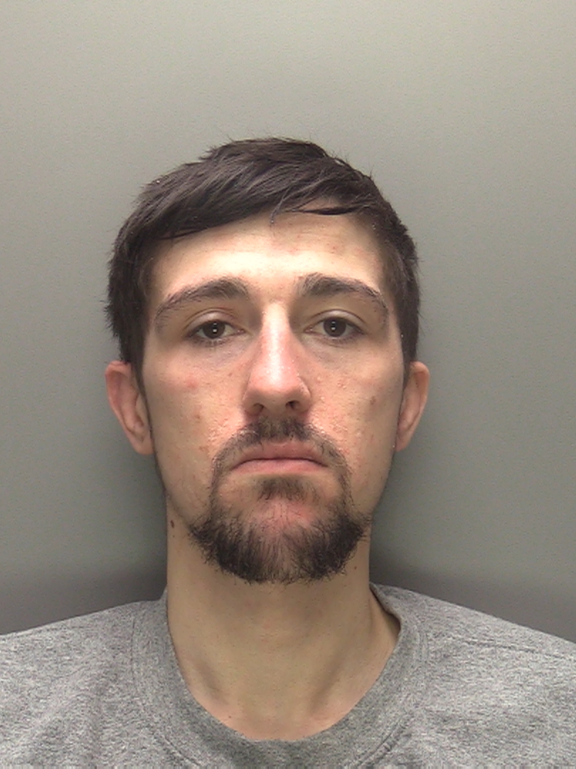 Jail for man who attacked shop worker during robbery in Lincoln ...